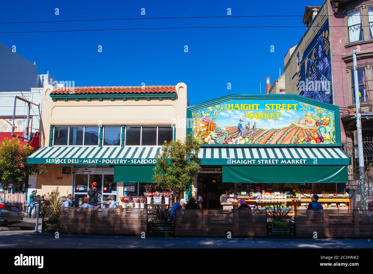 Business bay crossing hi-res stock photography and images - Alamy