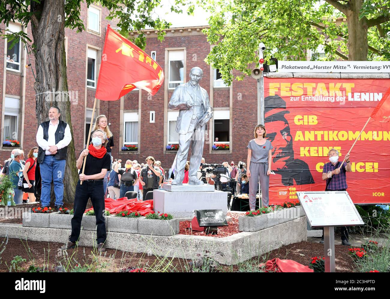 Mlpd party hi-res stock photography and images - Alamy