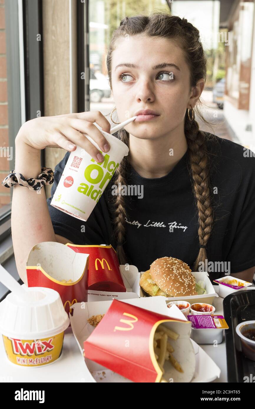 Girls Of Mcdonalds
