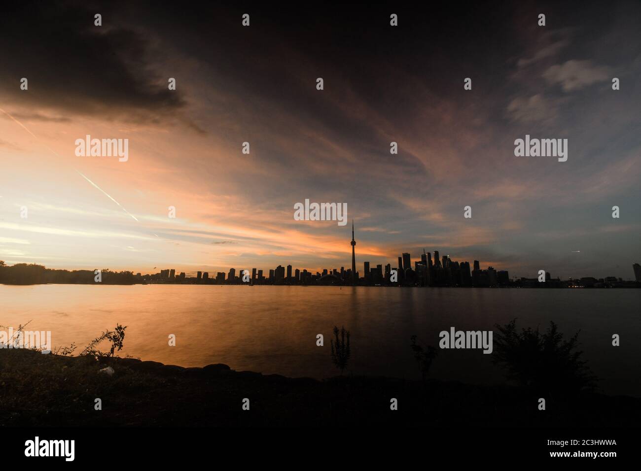 Centre island pier toronto hi-res stock photography and images - Alamy