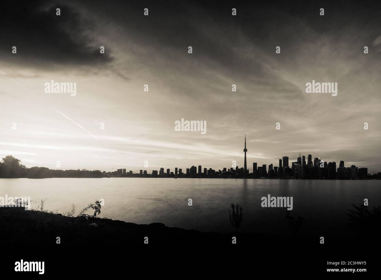 Centre island pier toronto hi-res stock photography and images - Alamy