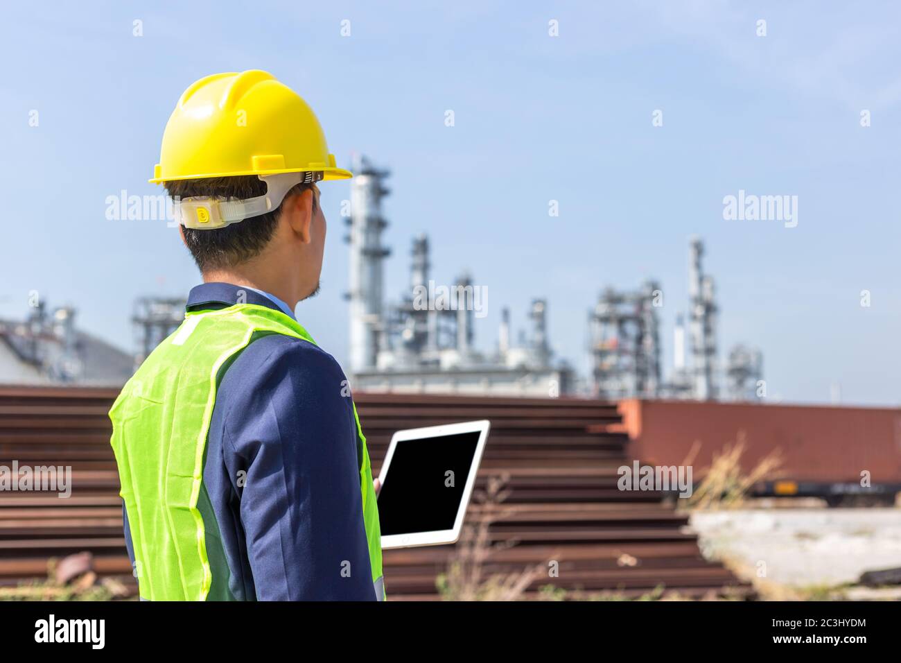 Project management oil refinery hi-res stock photography and images - Alamy
