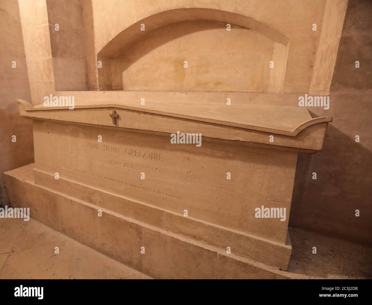 Crypt architecture hi-res stock photography and images - Alamy