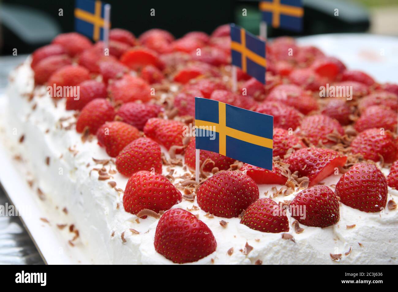 Strawberries swedish fika midsommar pie Stock Photo - Alamy