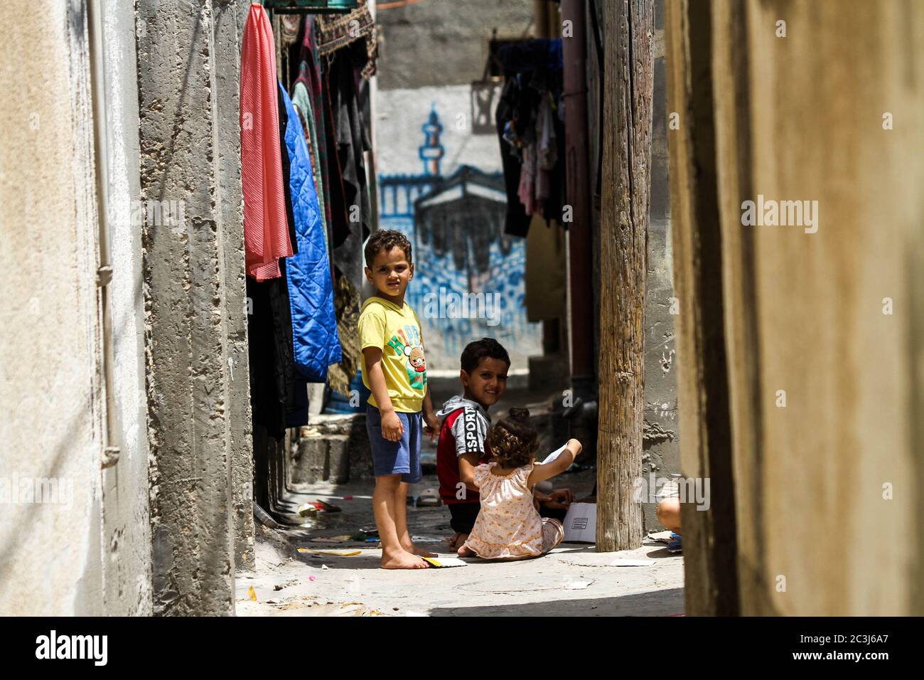 Al shati refugee camp daily life hi-res stock photography and images ...
