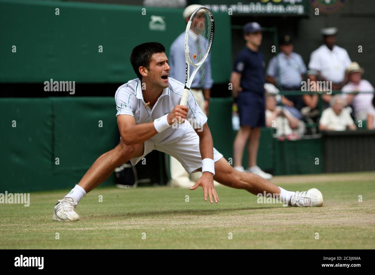 Novak djokovic forehand hi-res stock photography and images - Alamy Novak djokovic forehand hi-res stock photography and images - Alamy