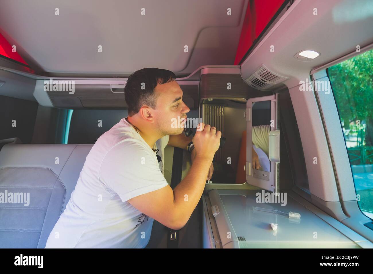 Volkswagen california ocean hi-res stock photography and images - Alamy