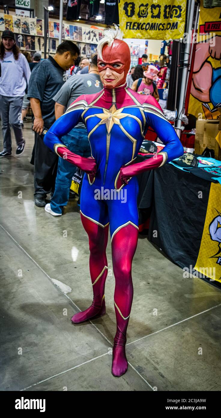 2019 Fan Fusion (AKA Comicon), The Flash Stock Photo - Alamy