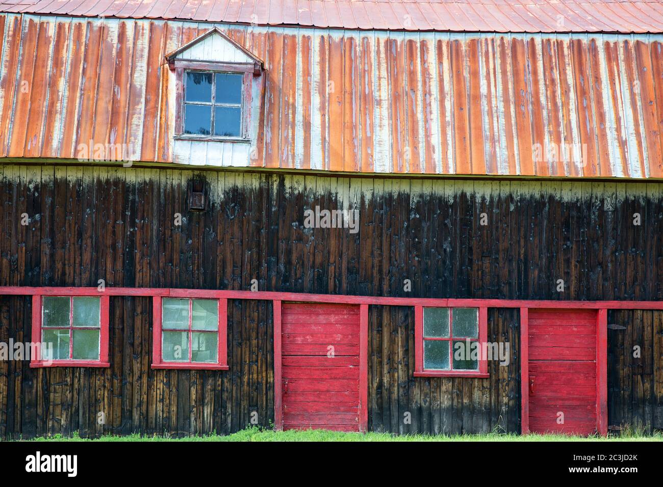 Detail of the side facade of a traditional old barn in Canada Stock ...