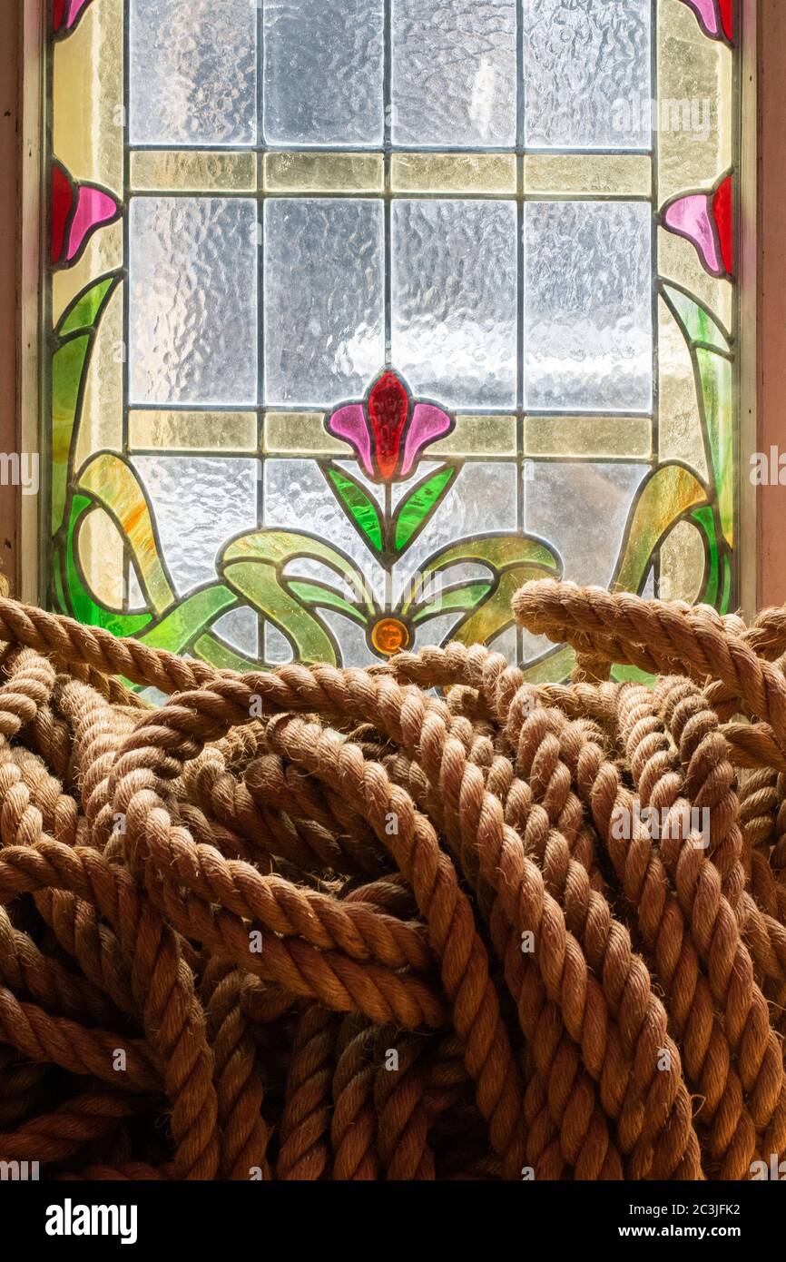 Coils of rope hi-res stock photography and images - Alamy