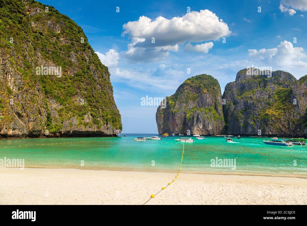 Maya bay on Koh Phi Phi Leh island, Thailand in a summer day Stock Photo - Alamy