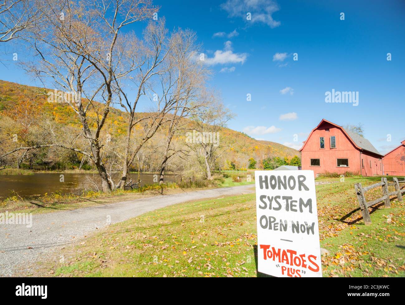Honor system hi-res stock photography and images - Alamy