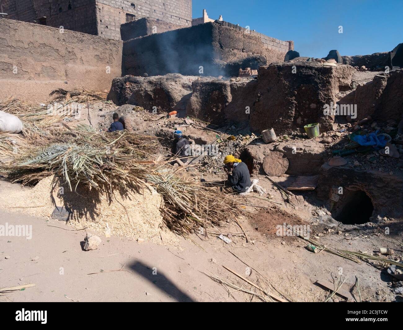 Men work ovens in hi-res stock photography and images - Alamy