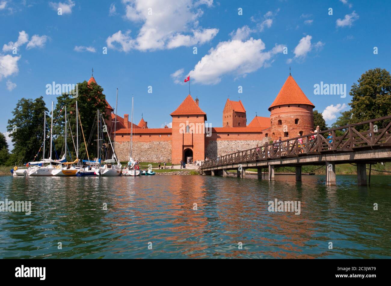 Island with a bridge hi-res stock photography and images - Alamy