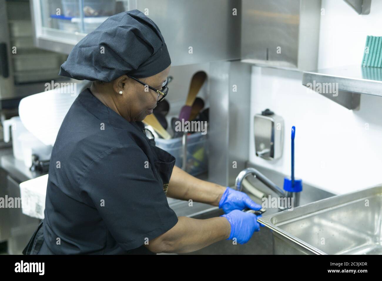 Nursing care cooking hi-res stock photography and images - Alamy