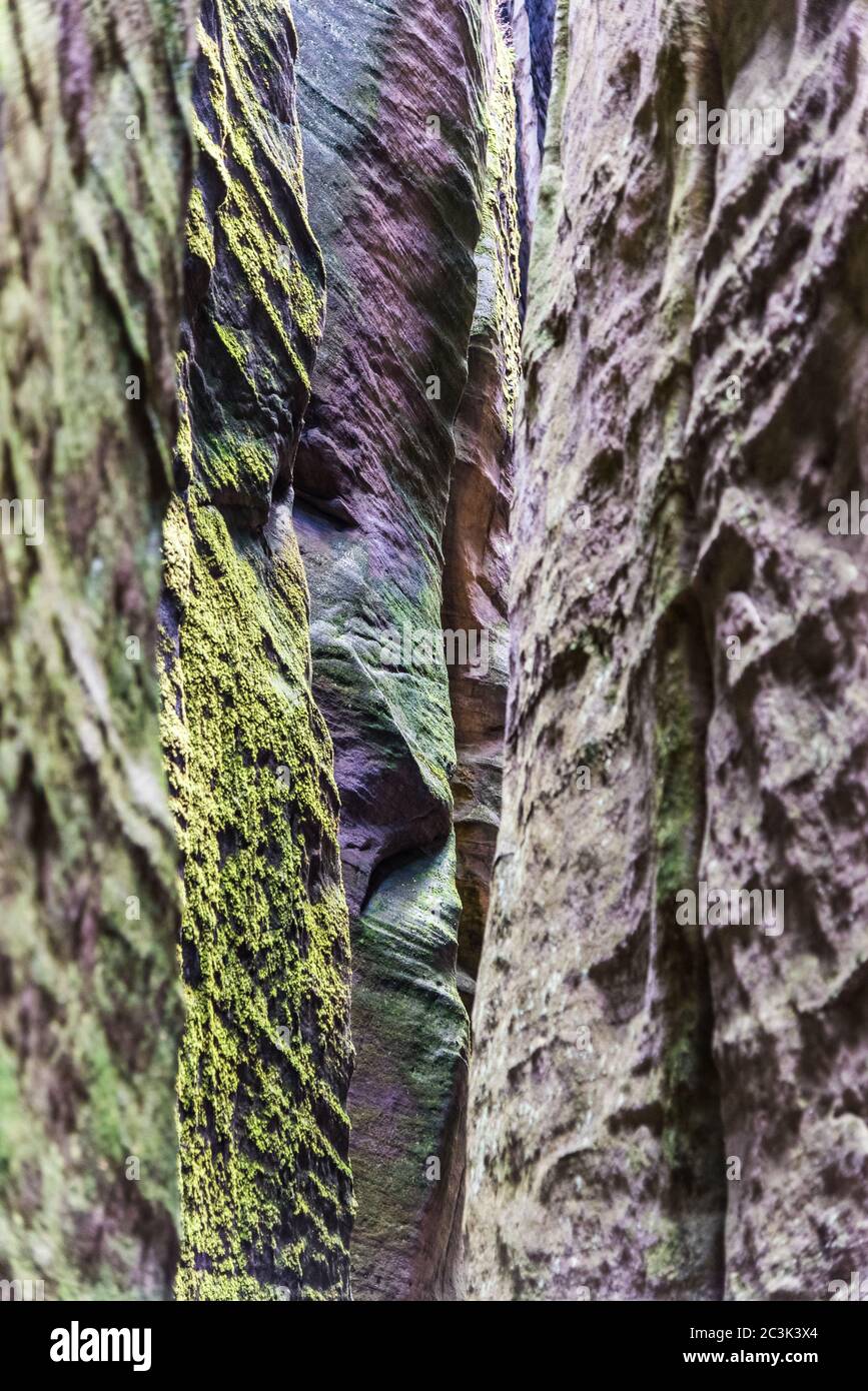 Light coloured rocks hi-res stock photography and images - Alamy