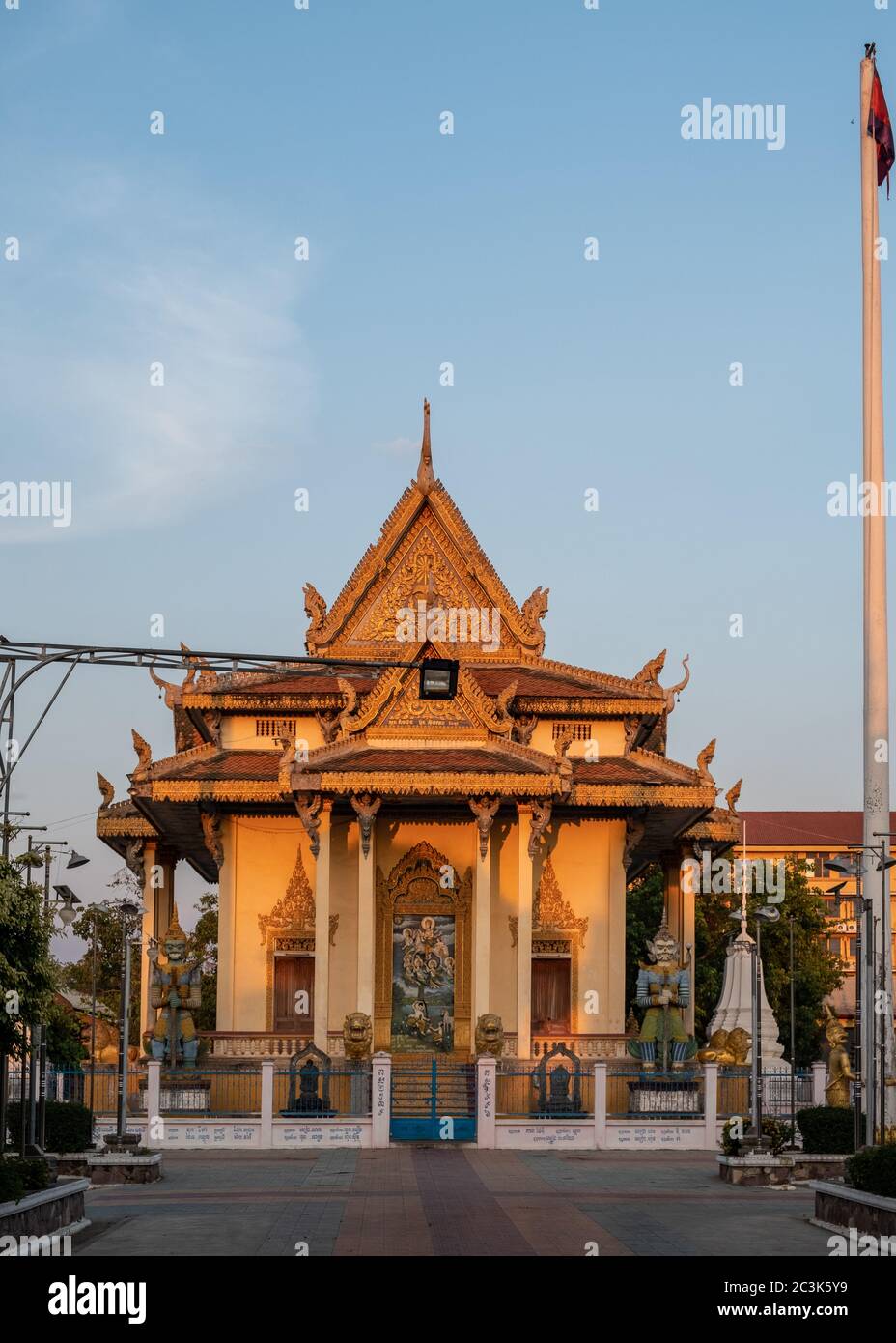 Sangke Pagoda, Wat Sangker, Battambang, Cambodia Stock Photo - Alamy