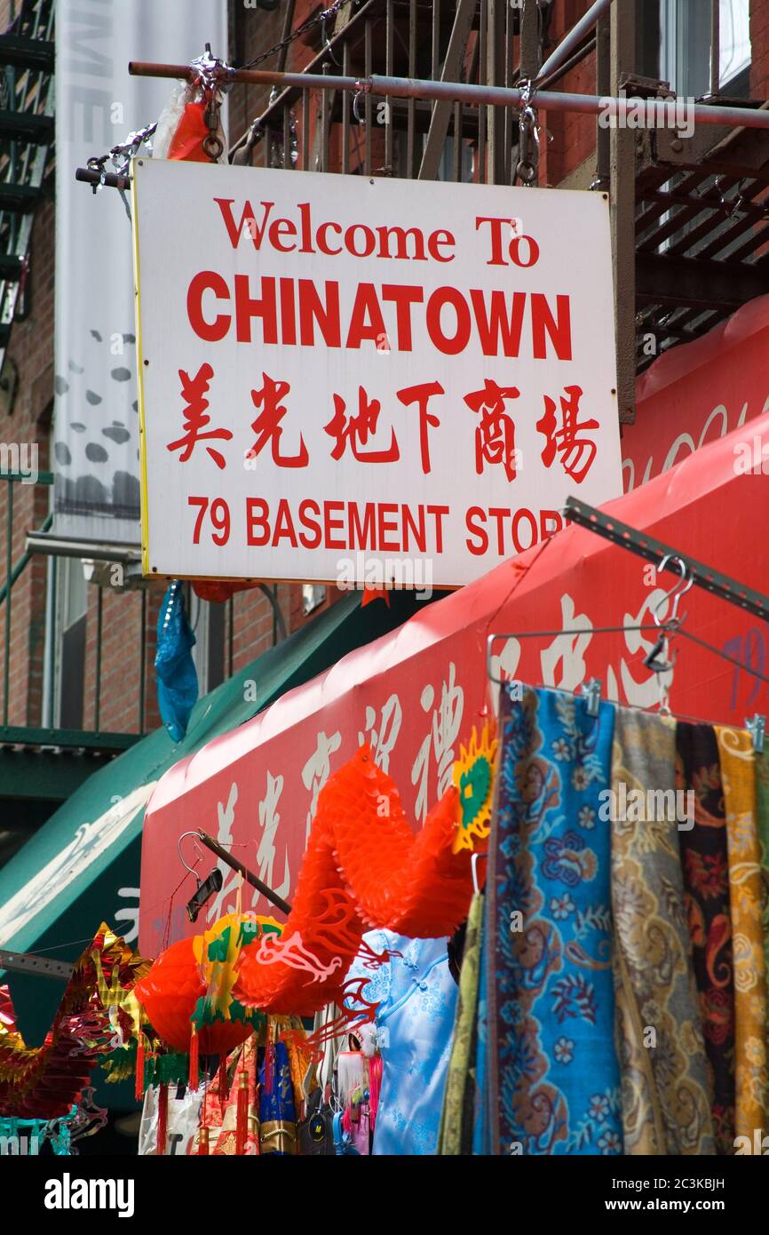 Store in Chinatown, Lower Manhattan, New York City, New York, USA Stock ...