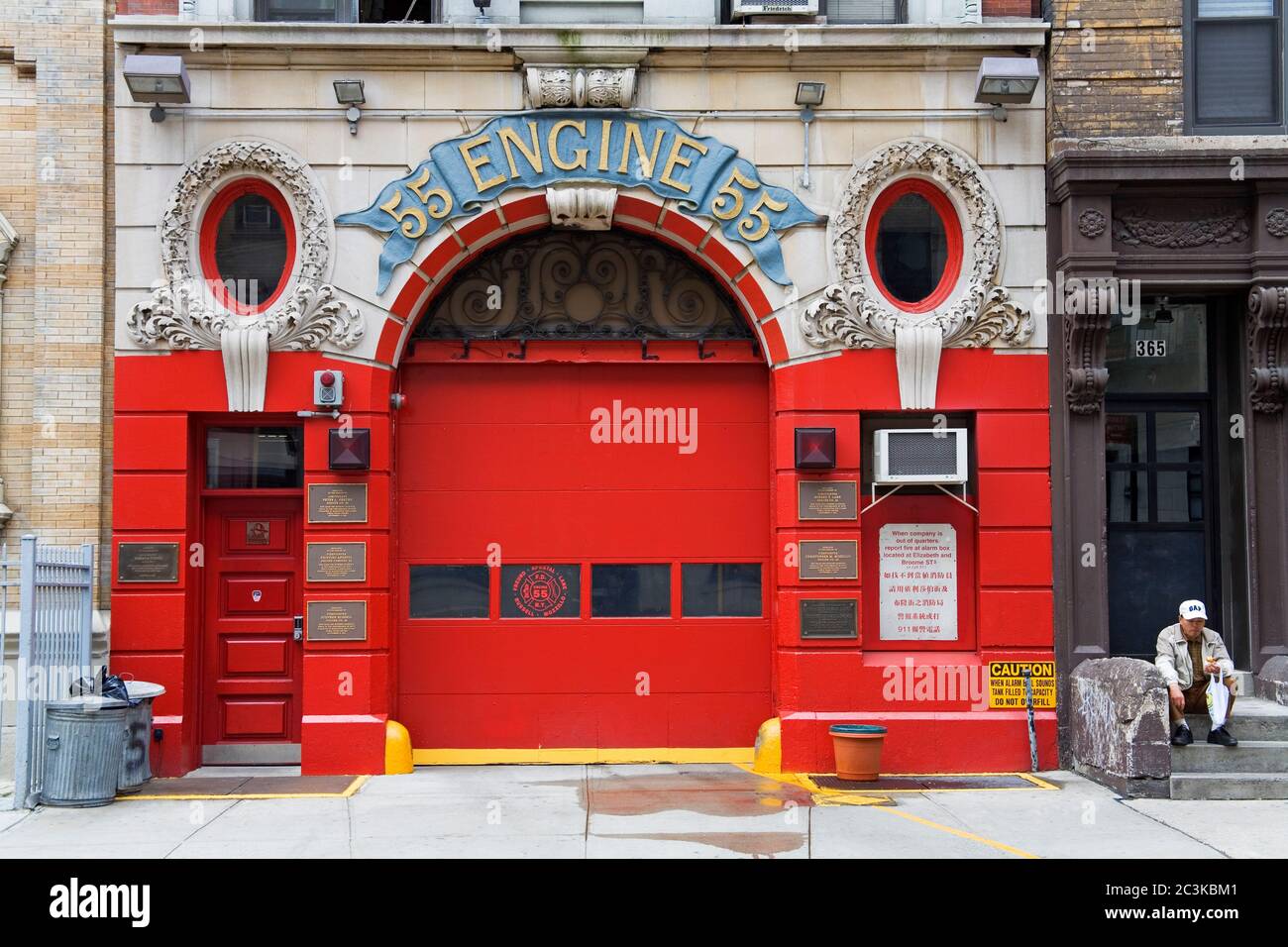 Engine 55 fire station hi-res stock photography and images - Alamy