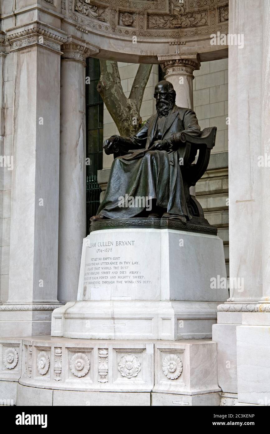 William Cullen Bryant Statue in Bryant Park, Midtown Manhattan, New ...