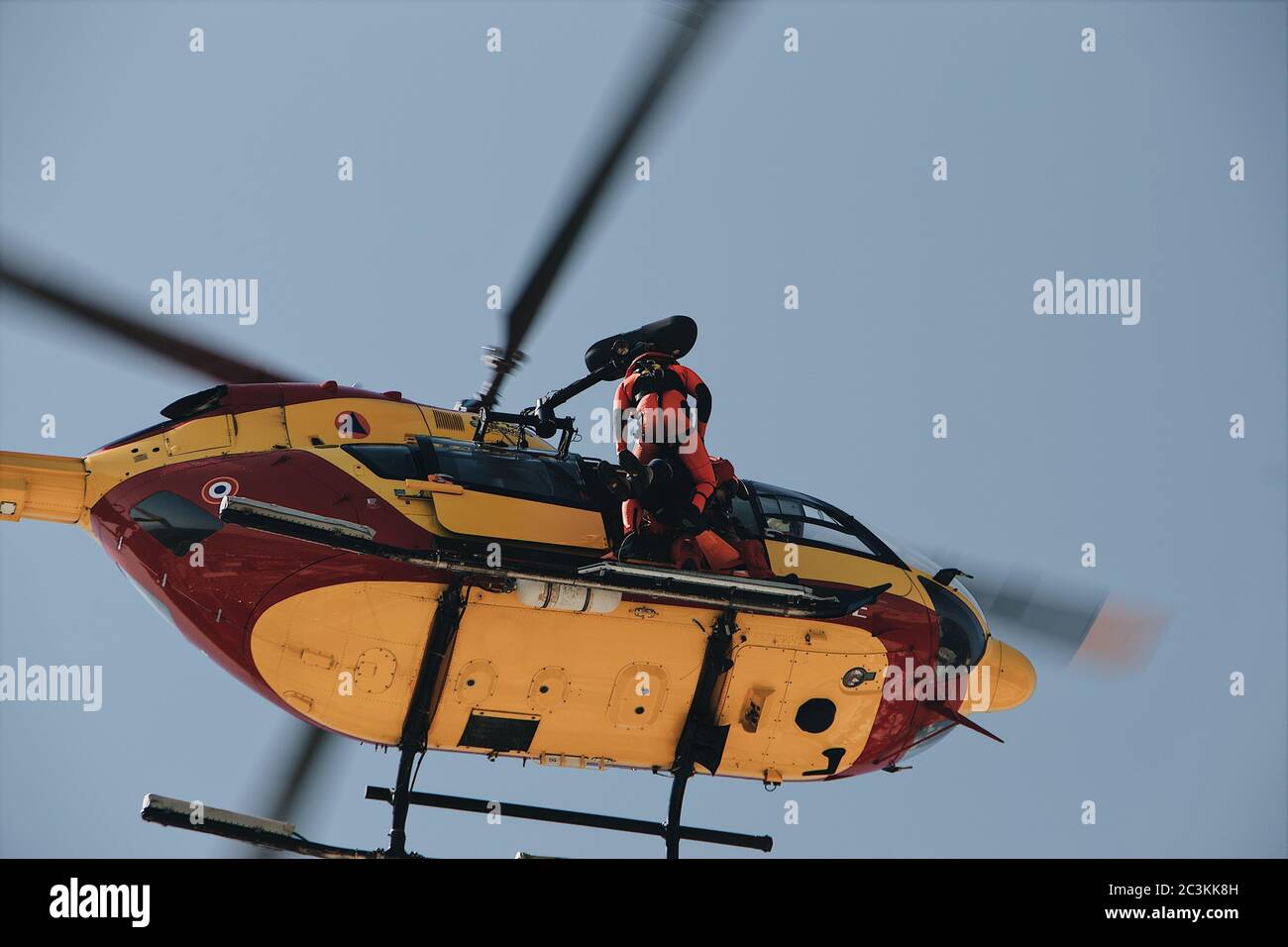Low angle shot of a helicopter hi-res stock photography and images - Alamy