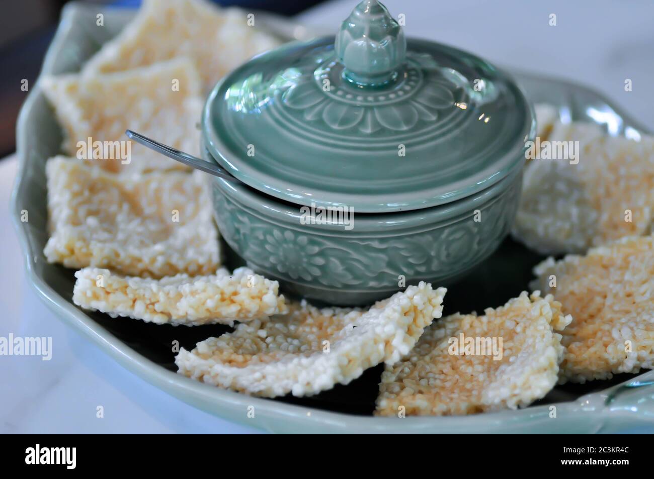 Spicy tuna crispy rice hi-res stock photography and images - Alamy