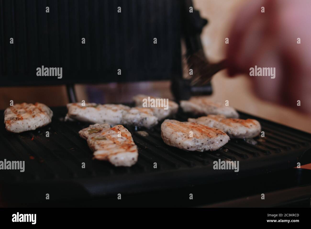 Salmon fillets on grill in hi-res stock photography and images - Alamy