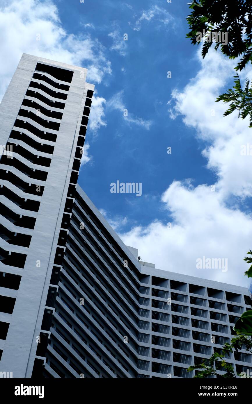Upper part of a building hi-res stock photography and images - Alamy