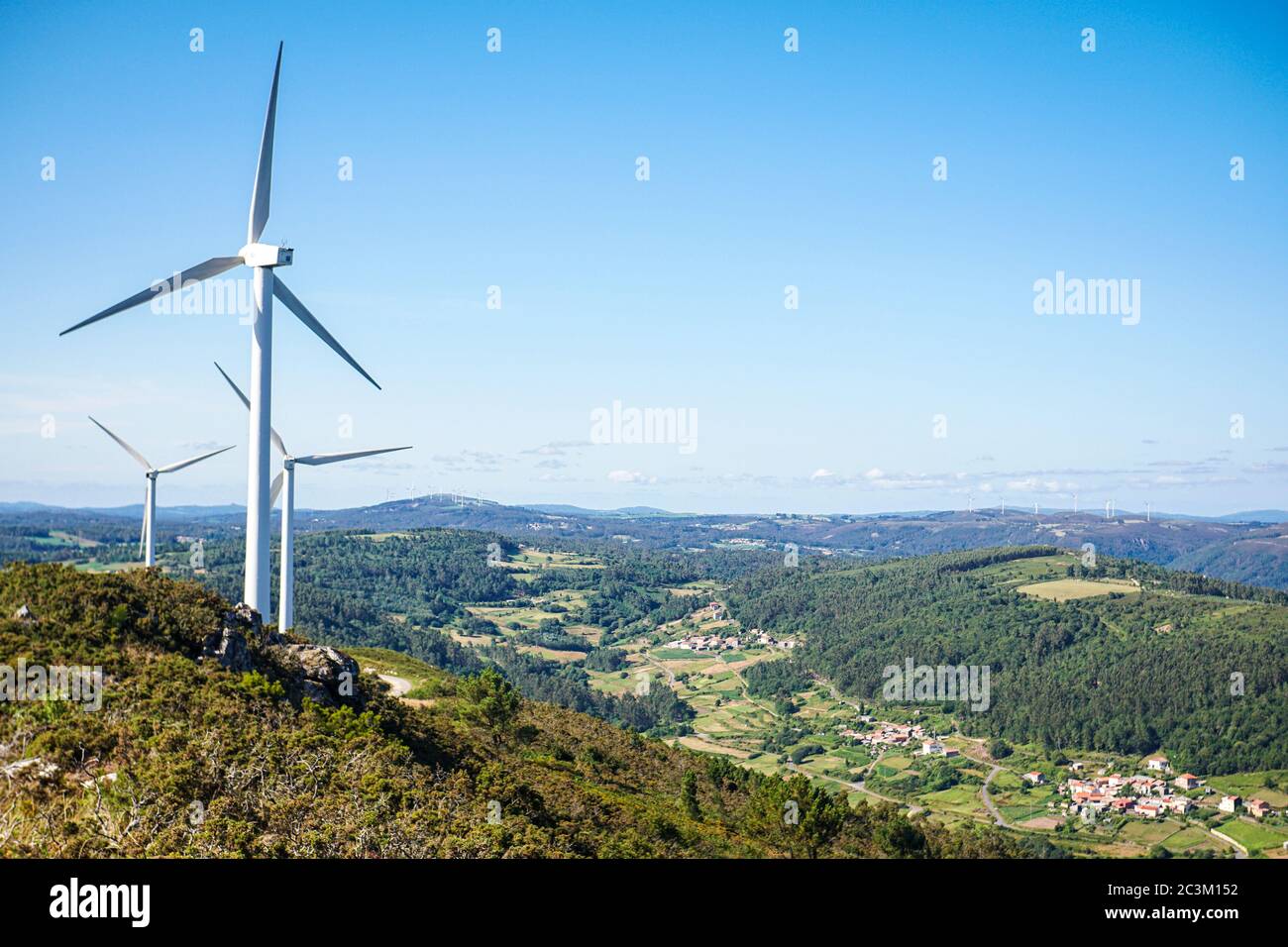 Tall windmills on farm hi-res stock photography and images - Alamy