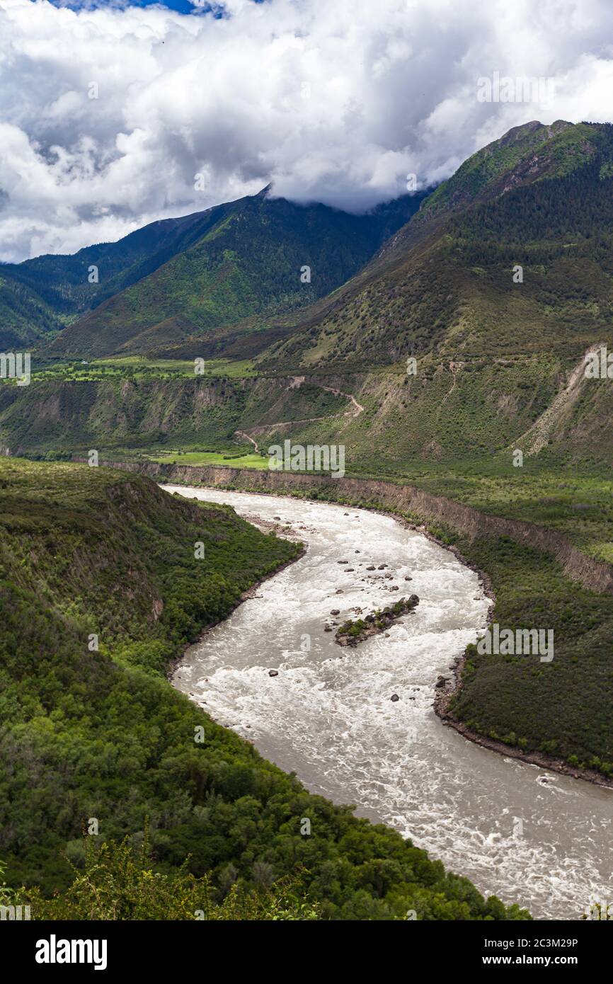 Qing zang plateau hi-res stock photography and images - Alamy