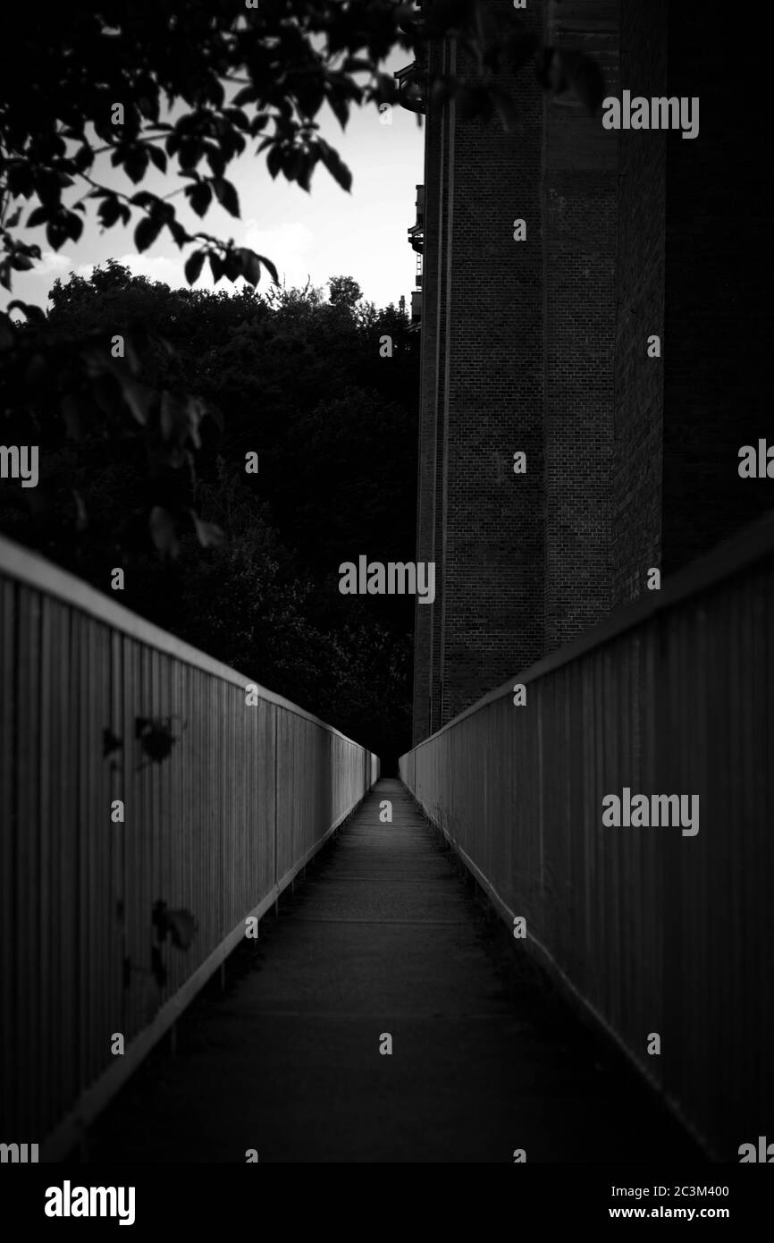 Pathway to palace Black and White Stock Photos & Images - Alamy