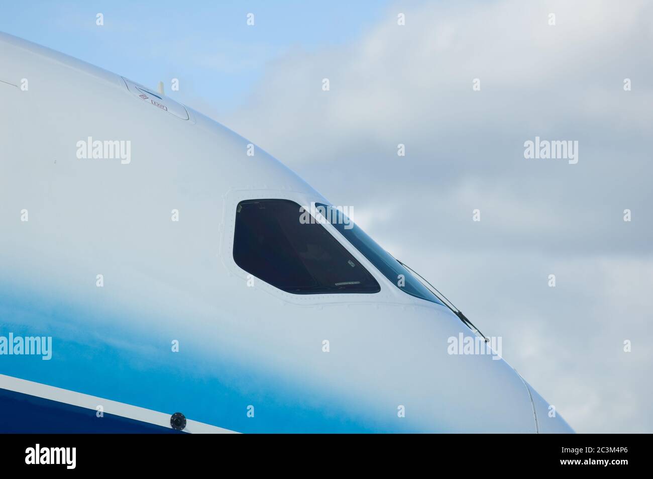 Front detail with cockpit windows of passenger jet airplane Stock Photo ...