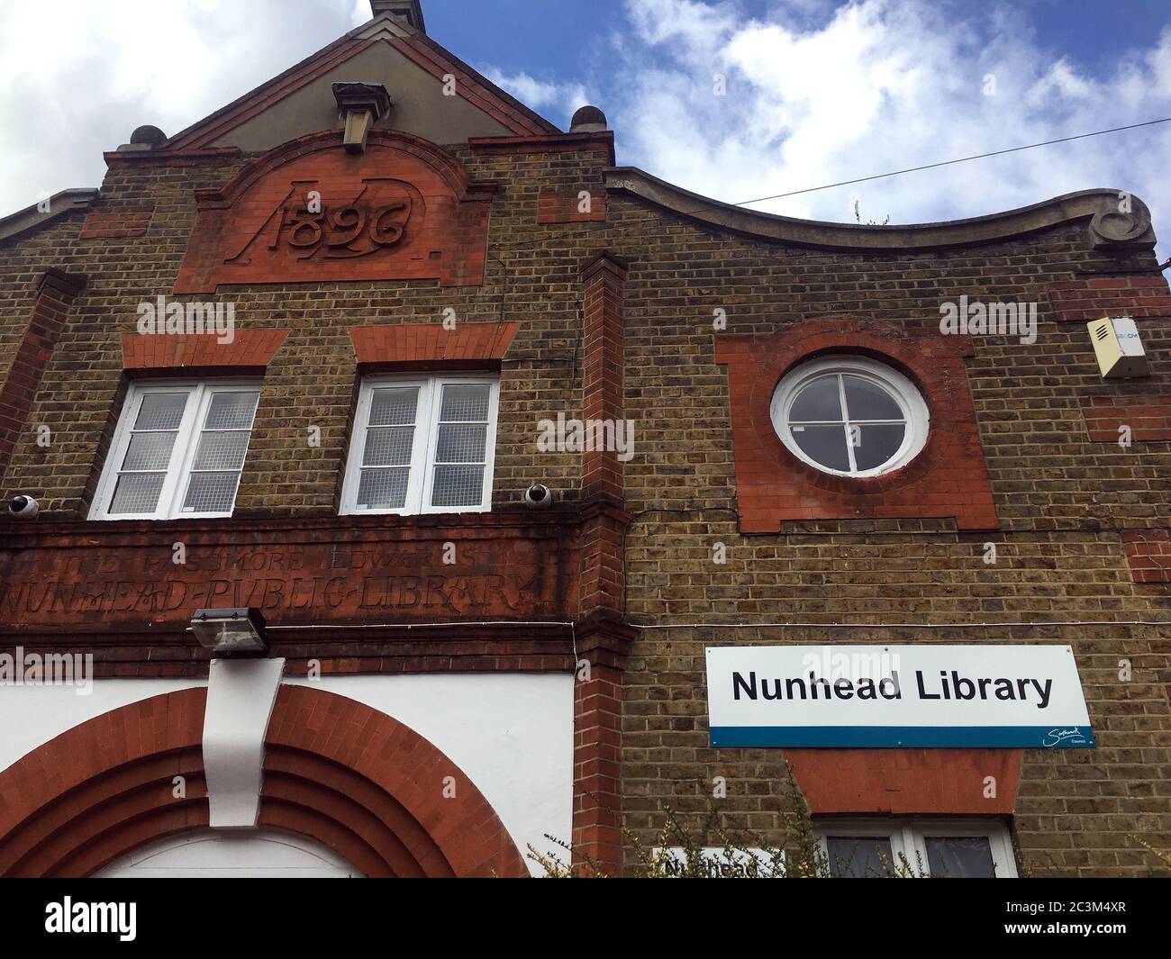 Circulating library hi-res stock photography and images - Alamy