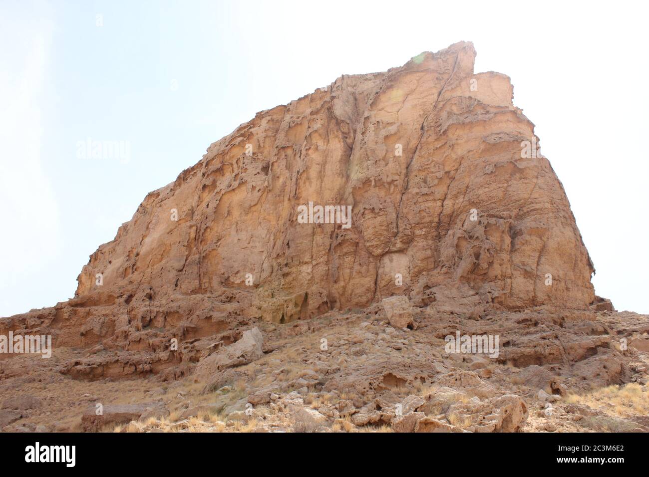Fossil Rock is an iconic rock formation bearing marine fossils in arid ...