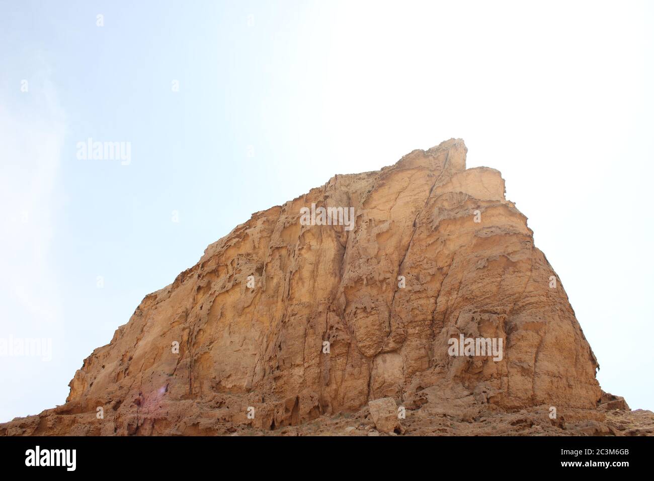 Fossil Rock is an iconic rock formation bearing marine fossils in arid ...