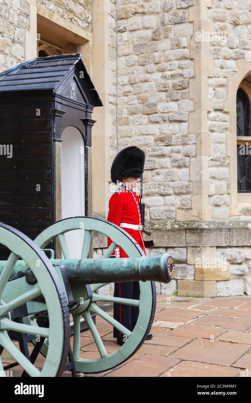 Army soldier weaponry military architecture hi-res stock photography ...