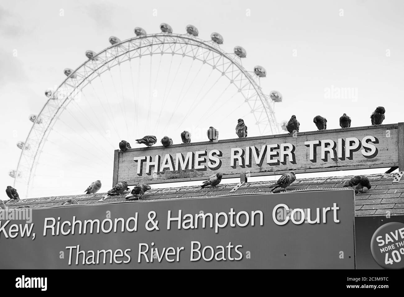 Thames water sign Black and White Stock Photos & Images - Alamy