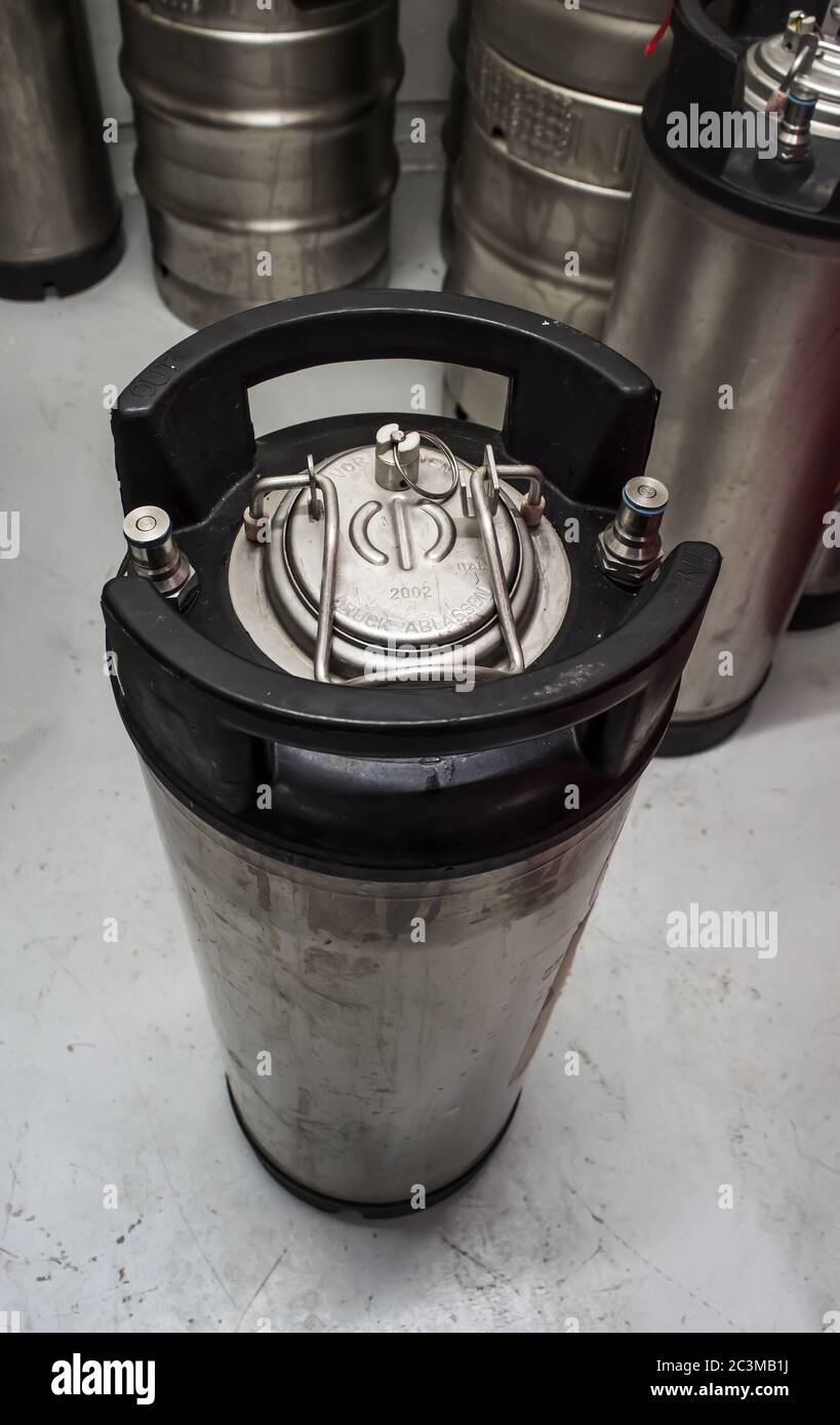 Co2 input output hi-res stock photography and images - Alamy