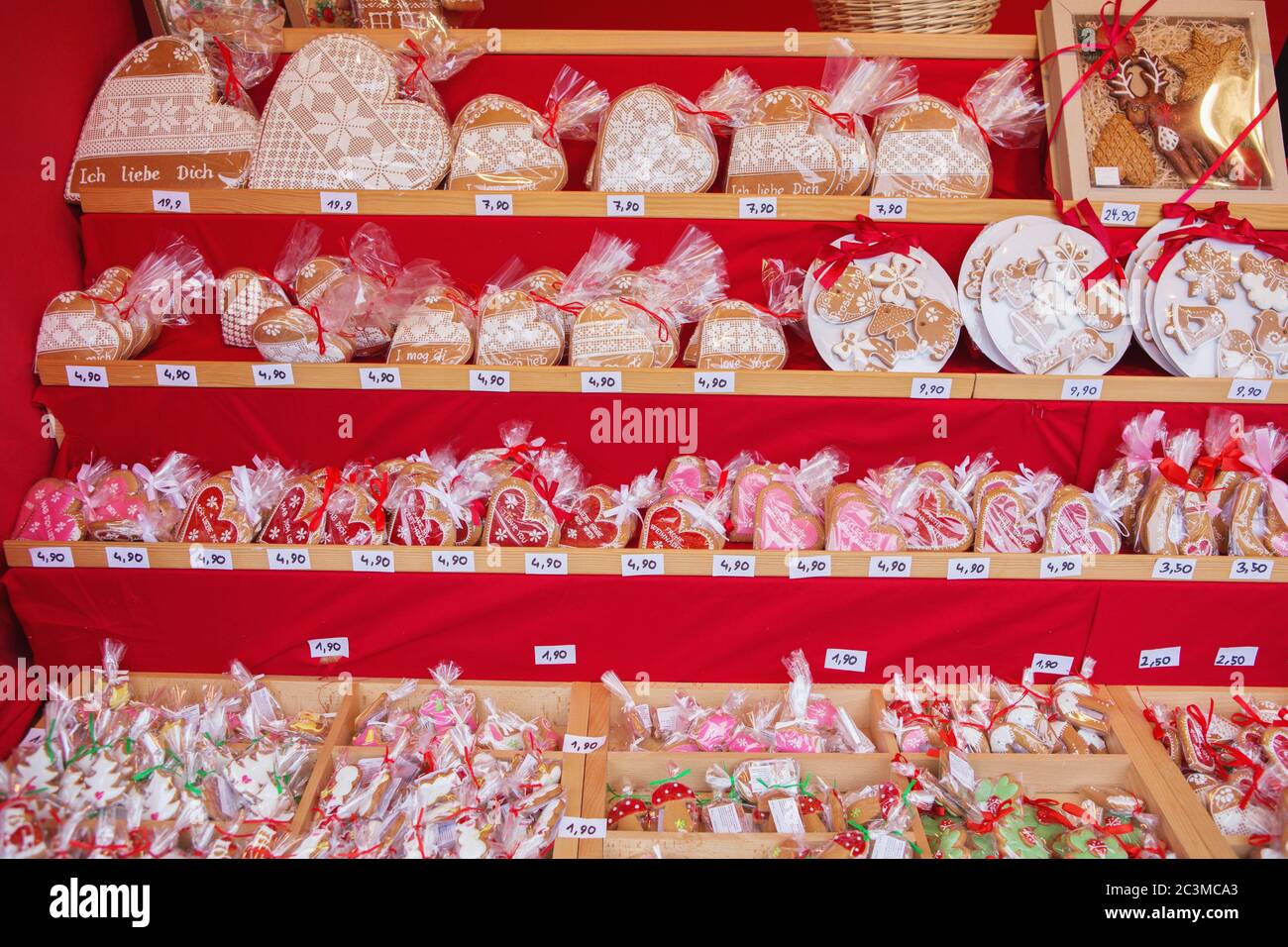 Vienna and christmas market and biscuit hi-res stock photography and ...