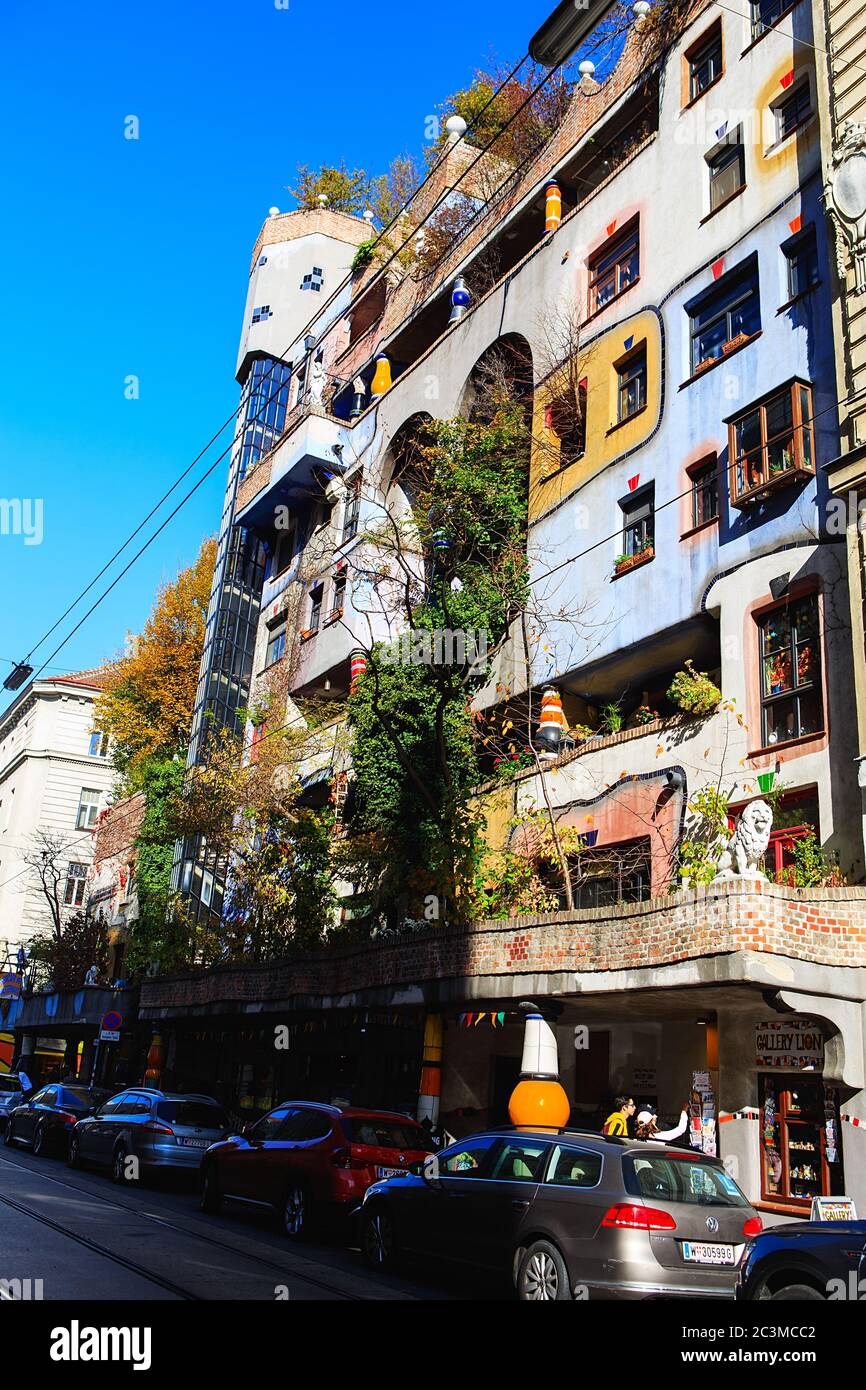 Vienna, Austria - October 27, 2019: Hundertwasserhaus apartment block ...