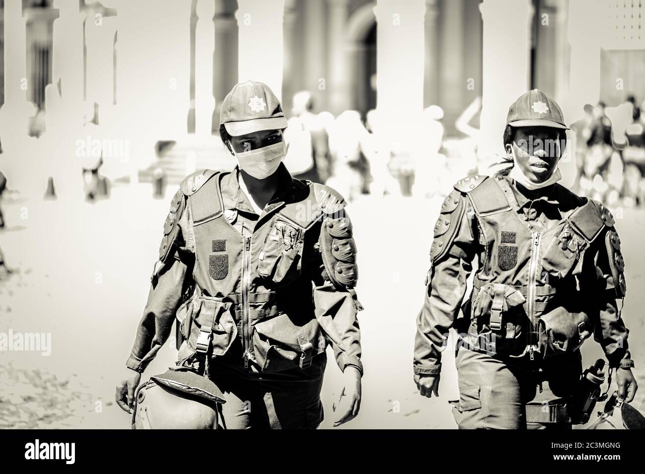 Africa paramilitary hi-res stock photography and images - Alamy