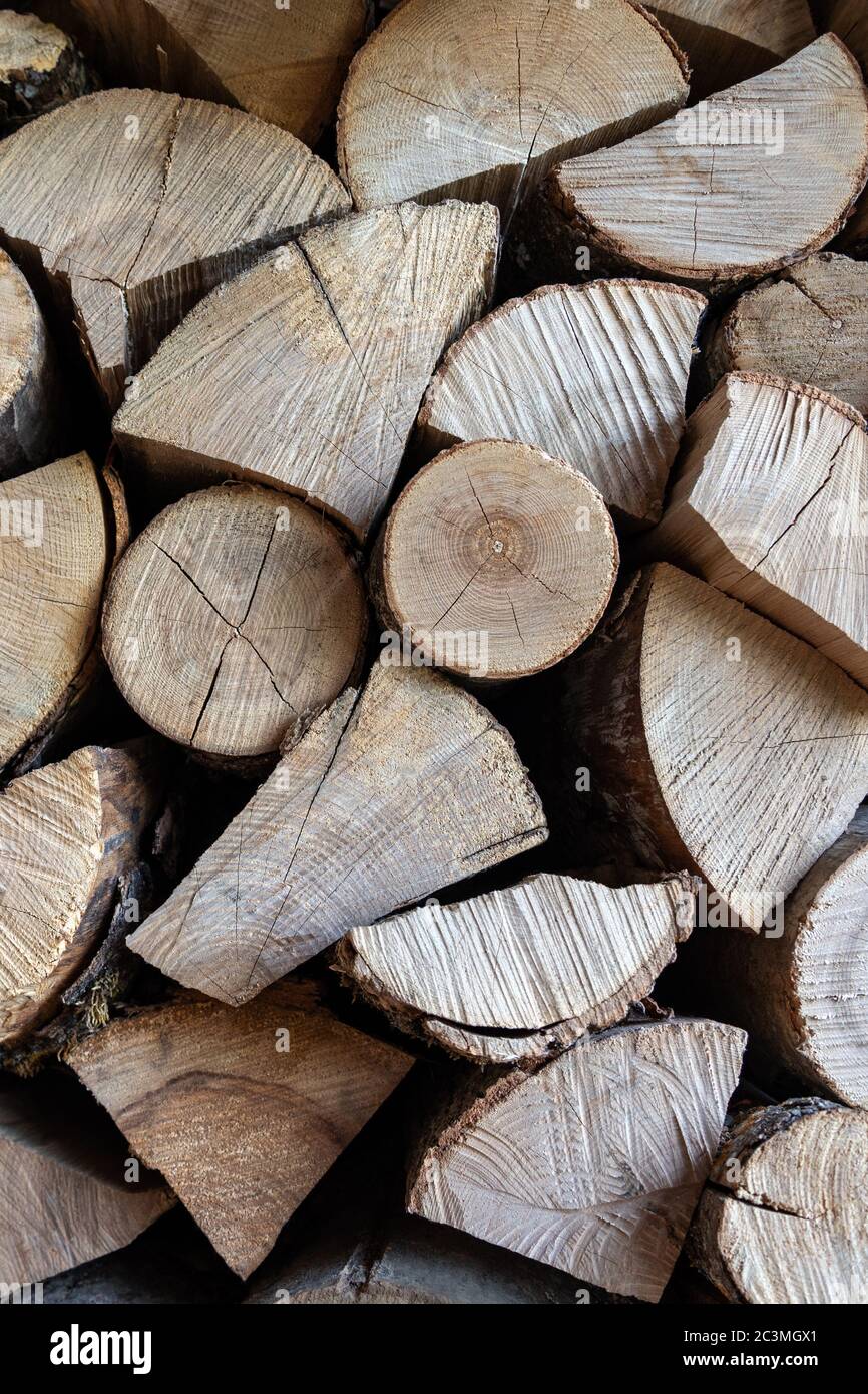 Old log barn split hi-res stock photography and images - Alamy