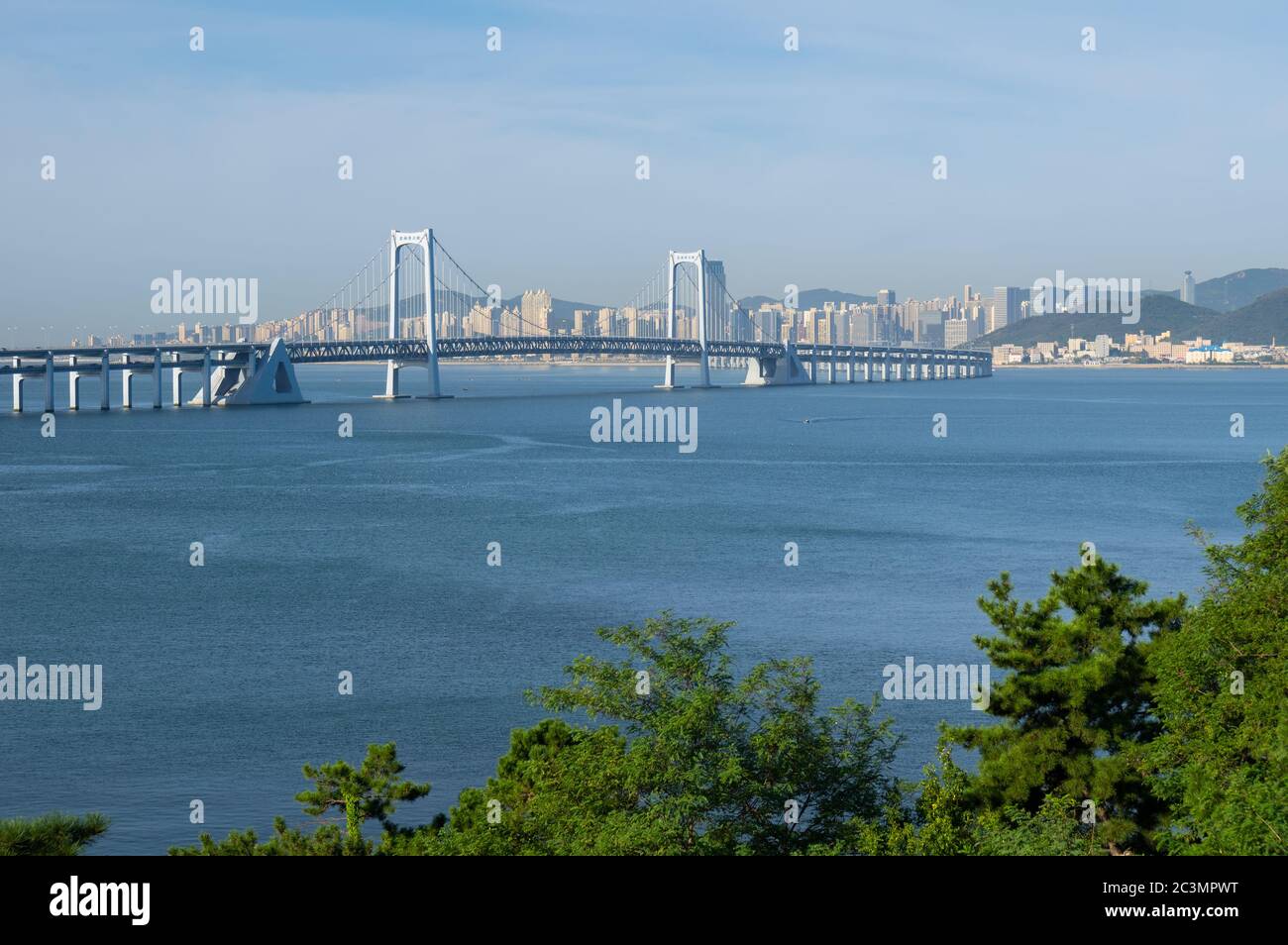 Dalian china bridge hi-res stock photography and images - Alamy