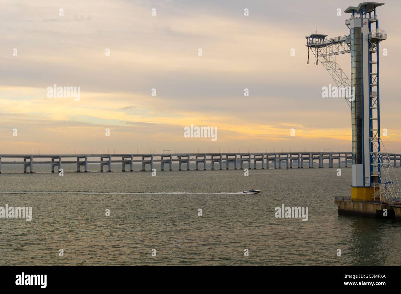 Xinghai bay hi-res stock photography and images - Alamy