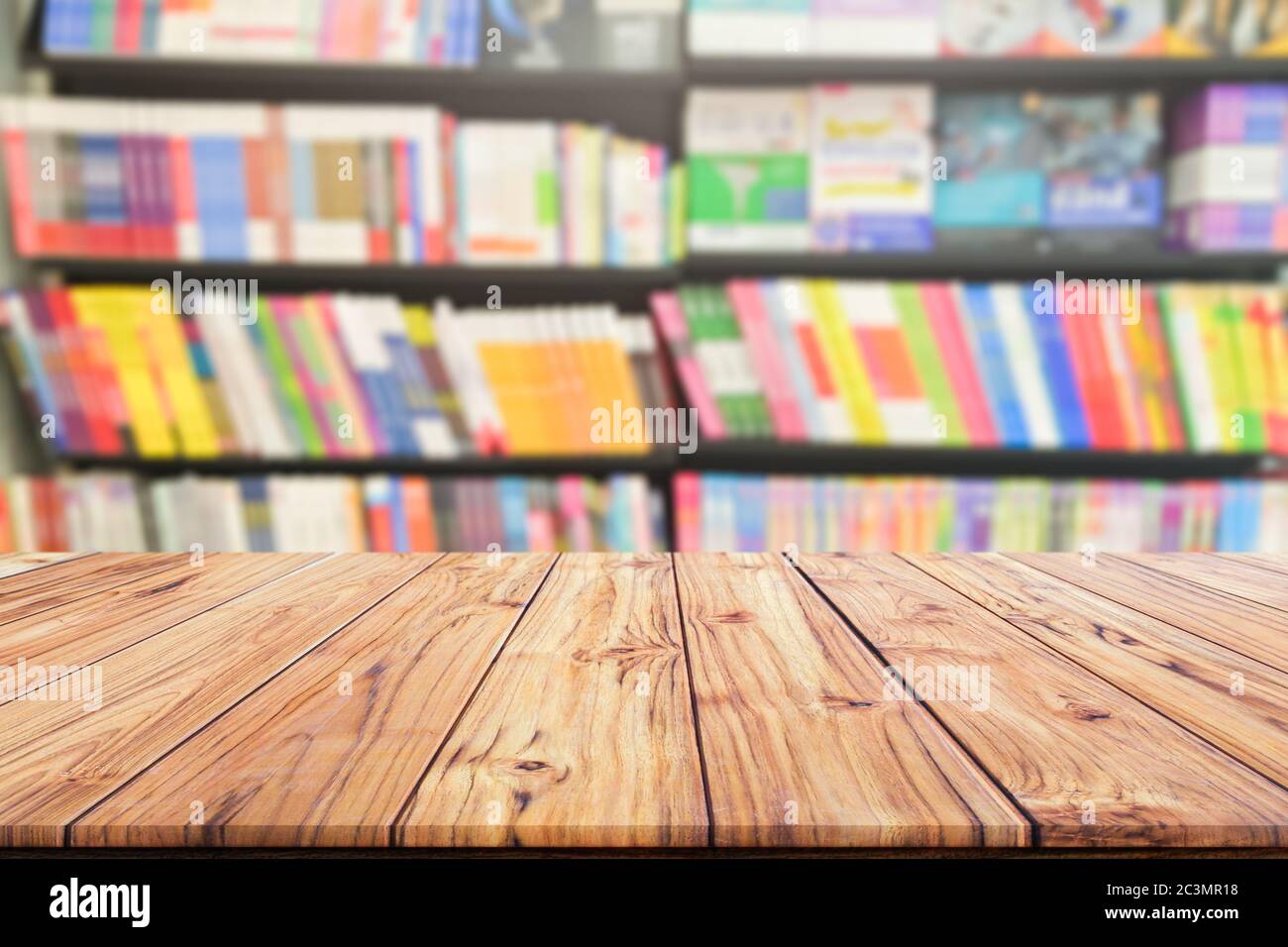 Table of wood hi-res stock photography and images - Alamy