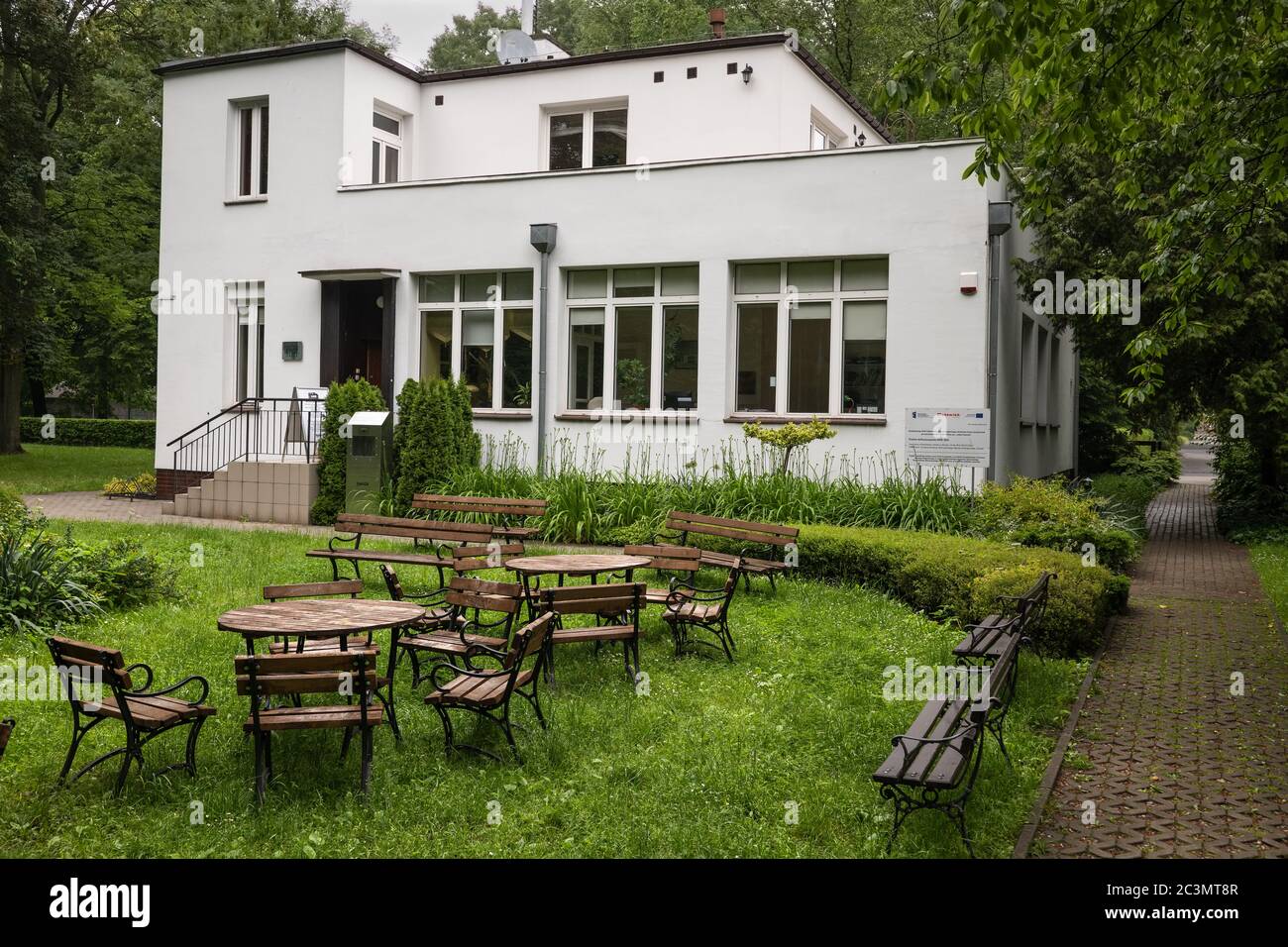 Warsaw zoo villa hi-res stock photography and images - Alamy
