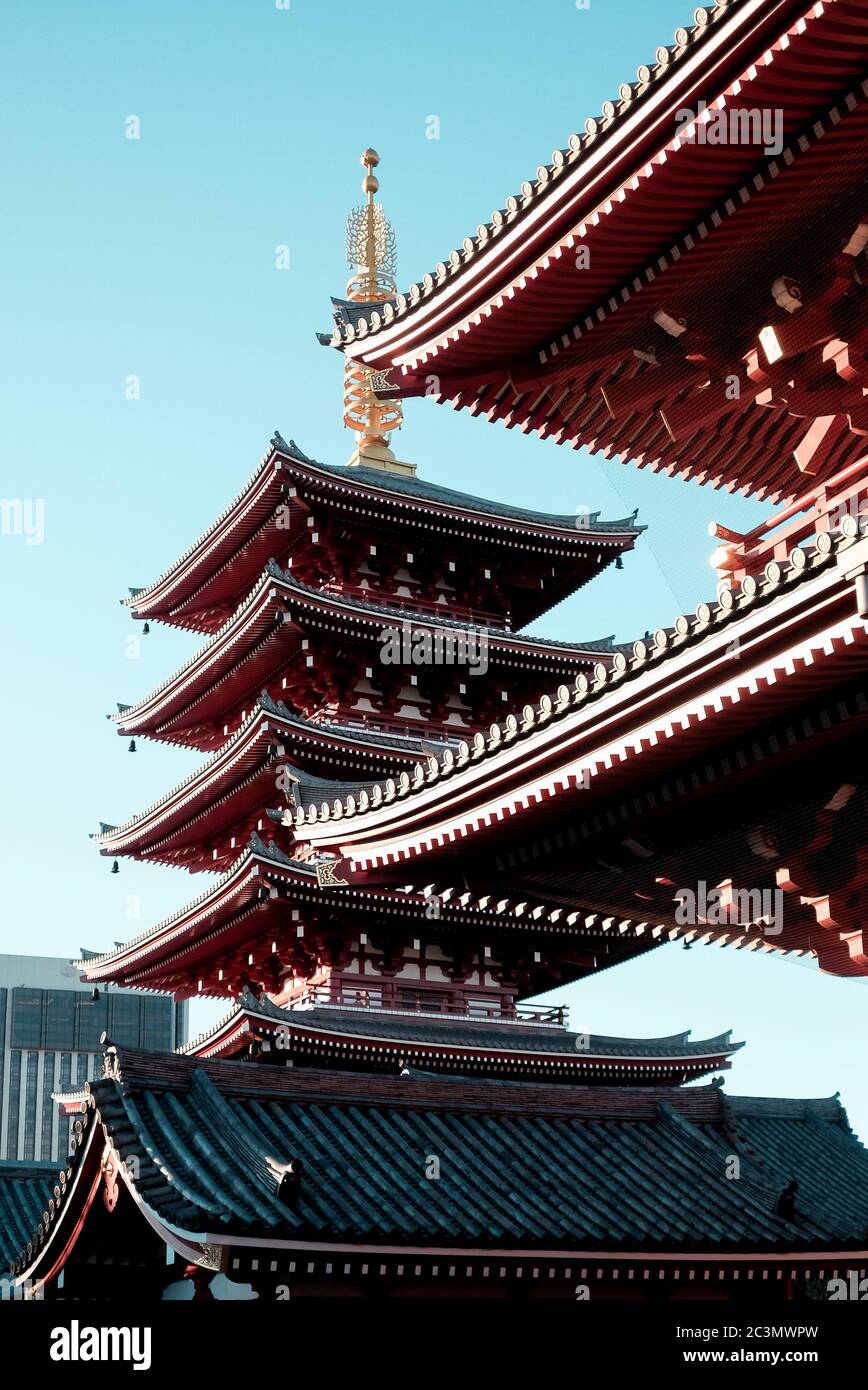 Akasuka temple tokyo hi-res stock photography and images - Alamy