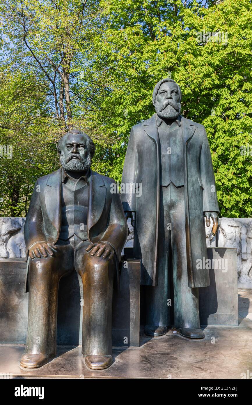 Marx engels statue alexanderplatz hi-res stock photography and images ...