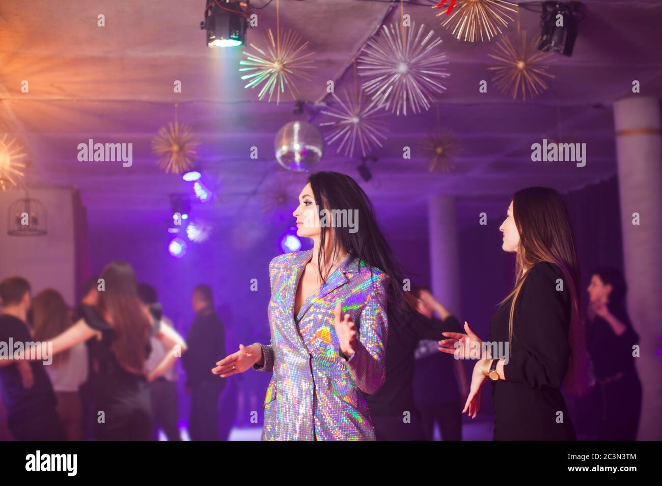Glamorous nightlife hi-res stock photography and images - Alamy