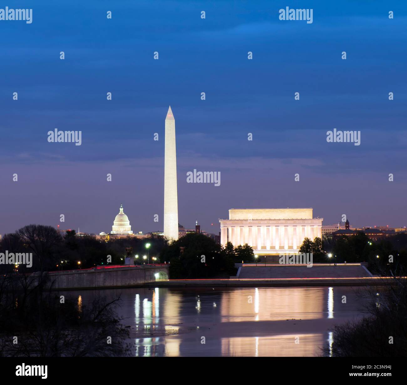 Washington DC skyline including Lincoln Memorial, Washington Monument ...